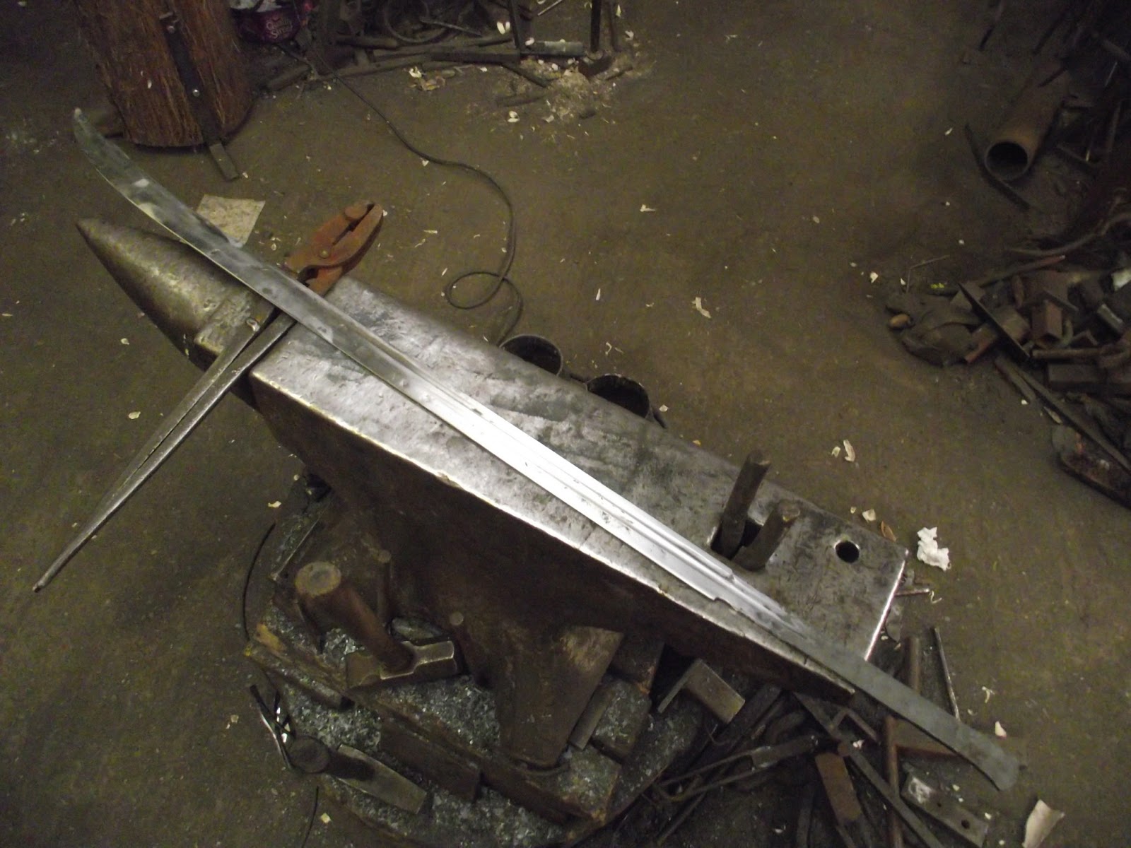 The New Hearth: Grosse Messer