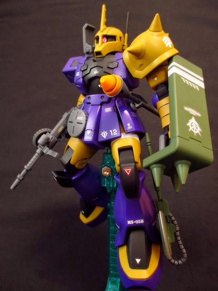 Custom Build: HGUC 1/144 Zaku I "Cima Garahau Custom"