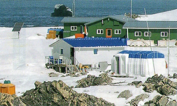 Postcards Journey: Antarctica (Chile) - Bases