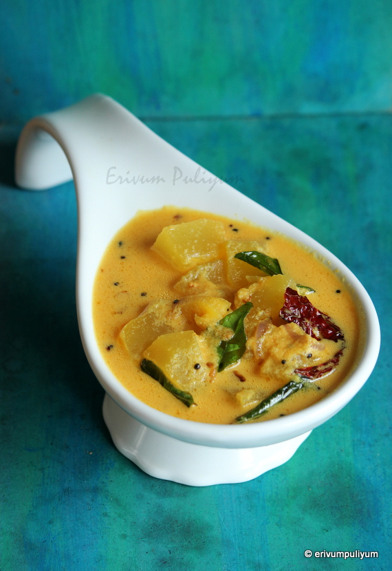 Erivum Puliyum: Vellarikka Pulinkari | Dosakai(Cucumber) -Mango Curry