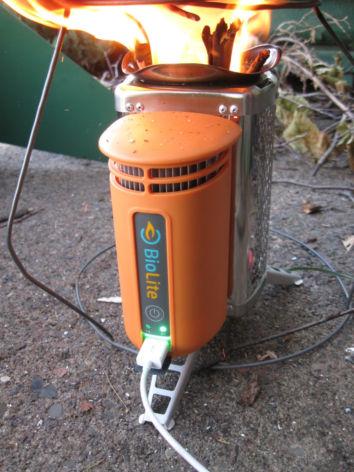 the treadler dot blogspot dot com: Biolite Campstove Review