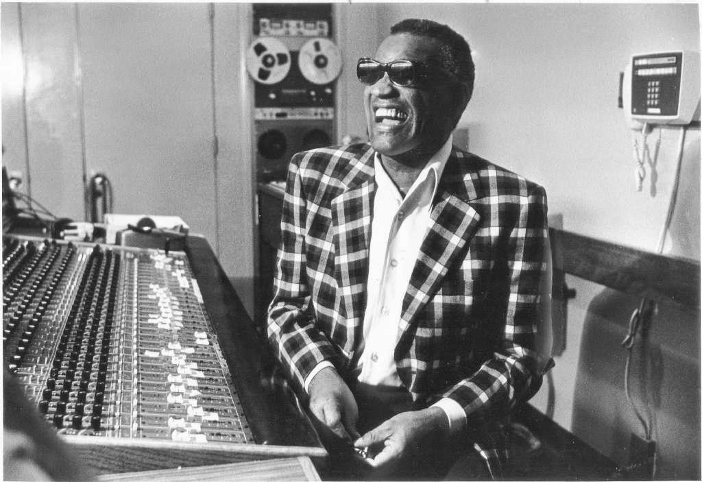 Ray Charles Video Museum: Ray Charles Is In Town - Chronology 1980