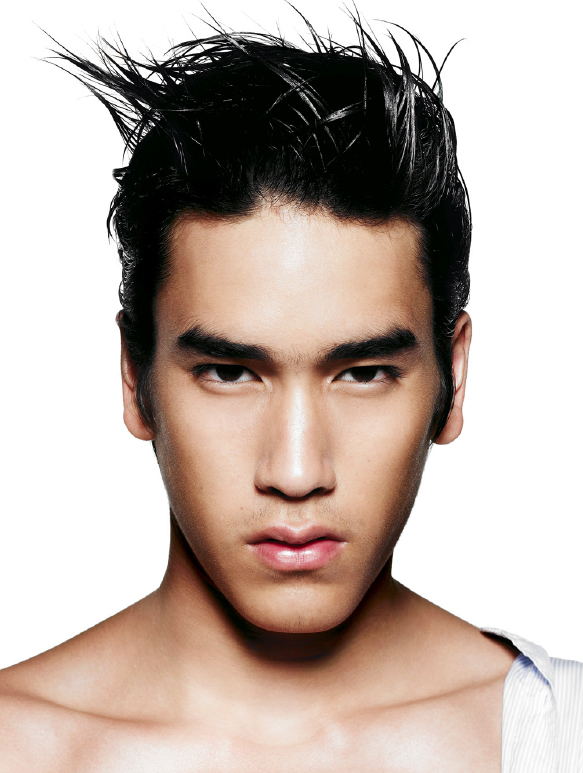 Hot Titans: Nadech Kugimiya