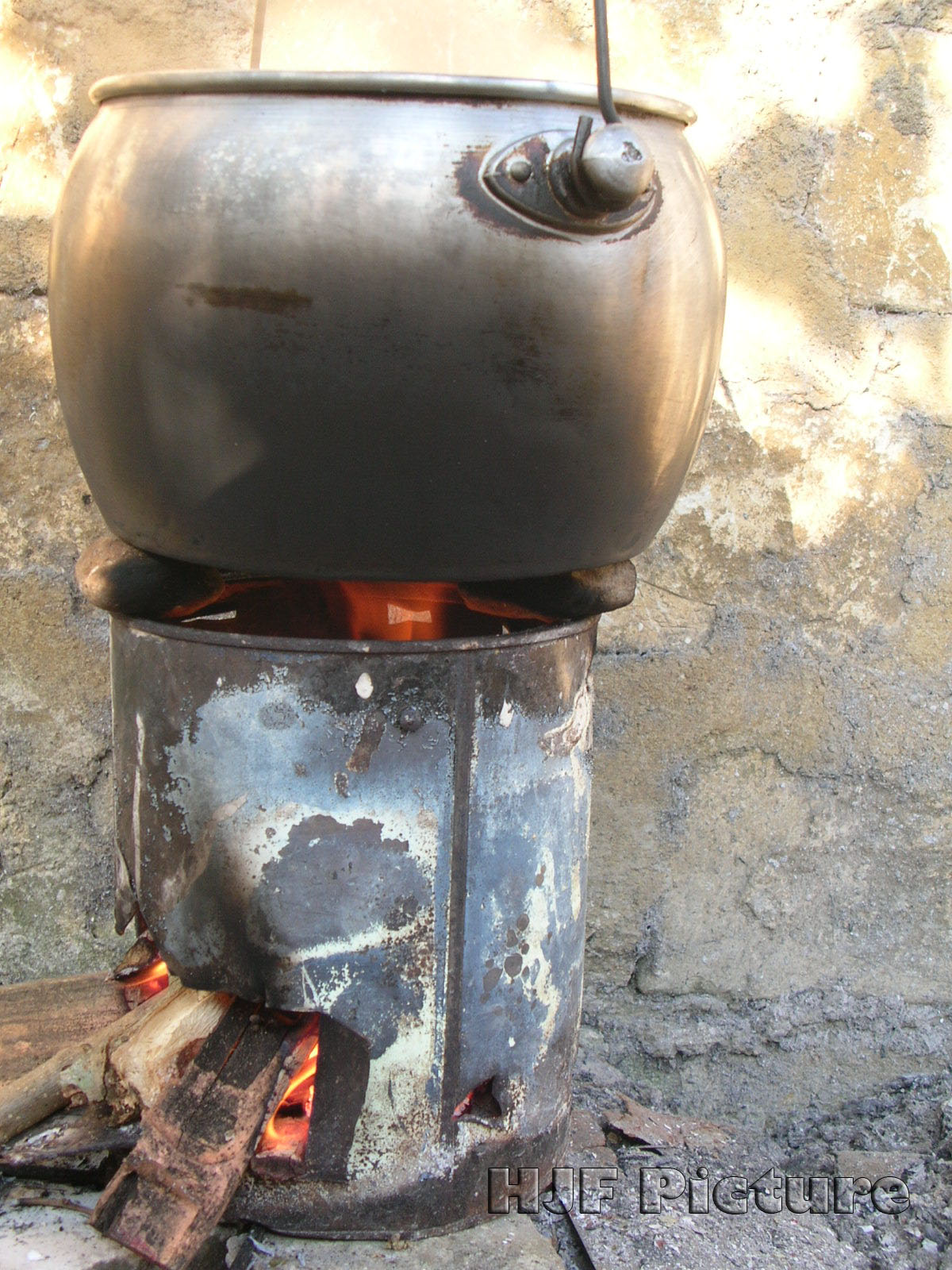 Info Penting Tungku API Dari Kayu