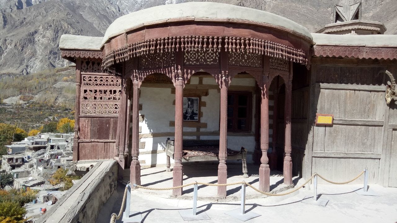 Gilgit-Baltistan: Ancient things inside Baltit Fort, Hunza Valley ...