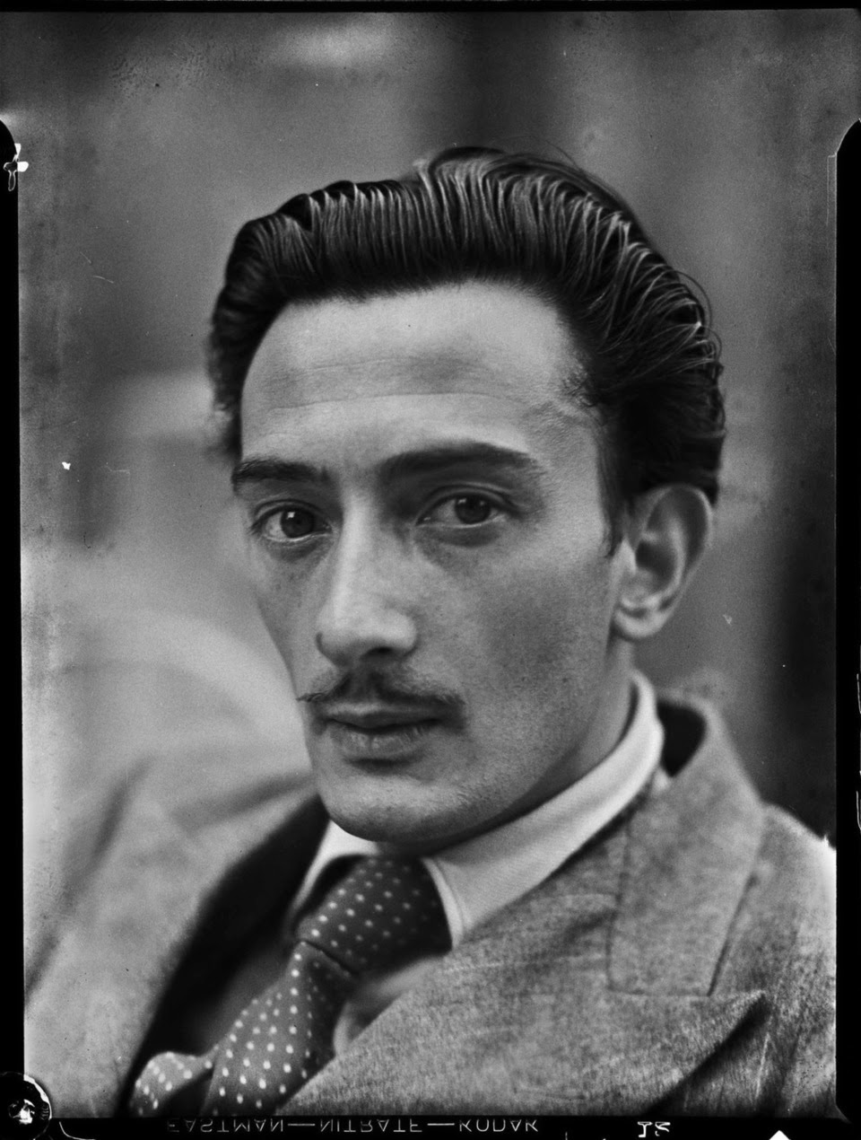 16 Vintage Portraits of a Very Young Salvador Dali From Between the ...