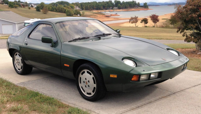 Car Style Critic: Porsche 928