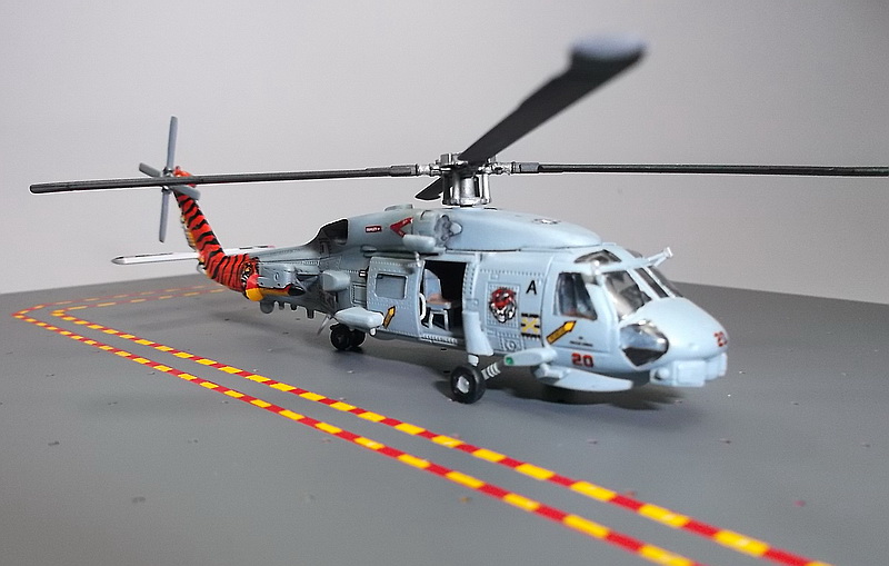 Thailandscale144: SH-60B US.NAVY HSL-43 "BATTLE CATS"