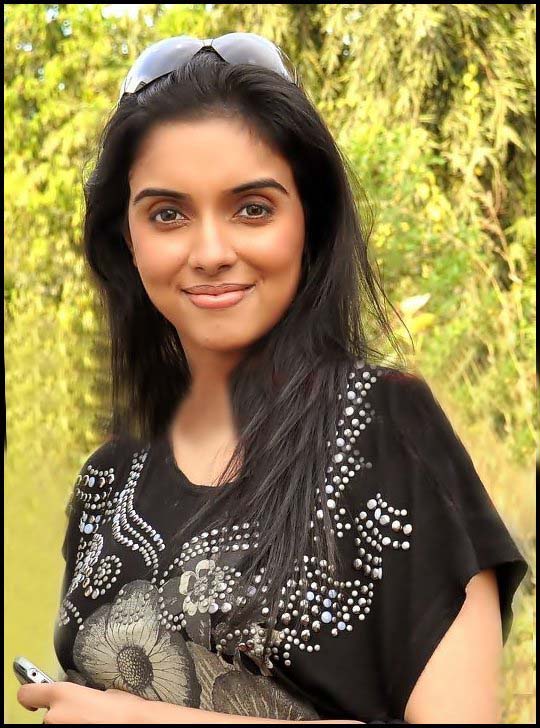 Asin Latest Stills