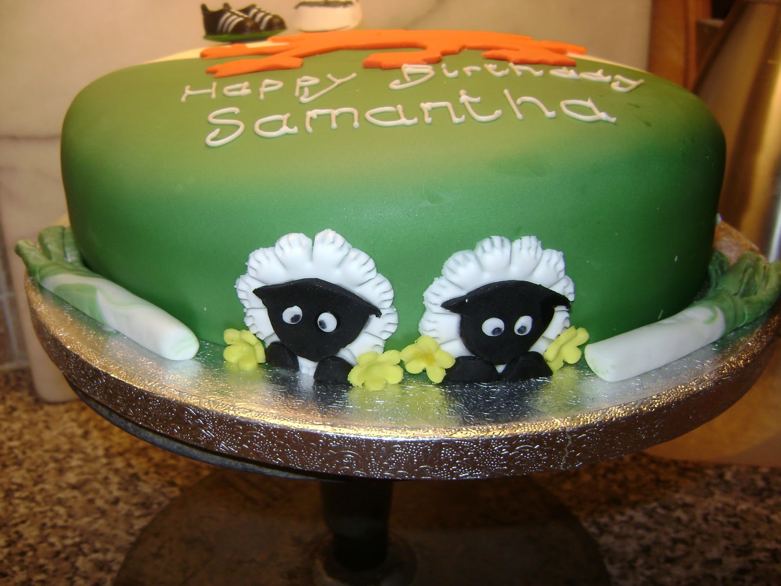 Caroline Jane Cakes: Welsh Theme Cake