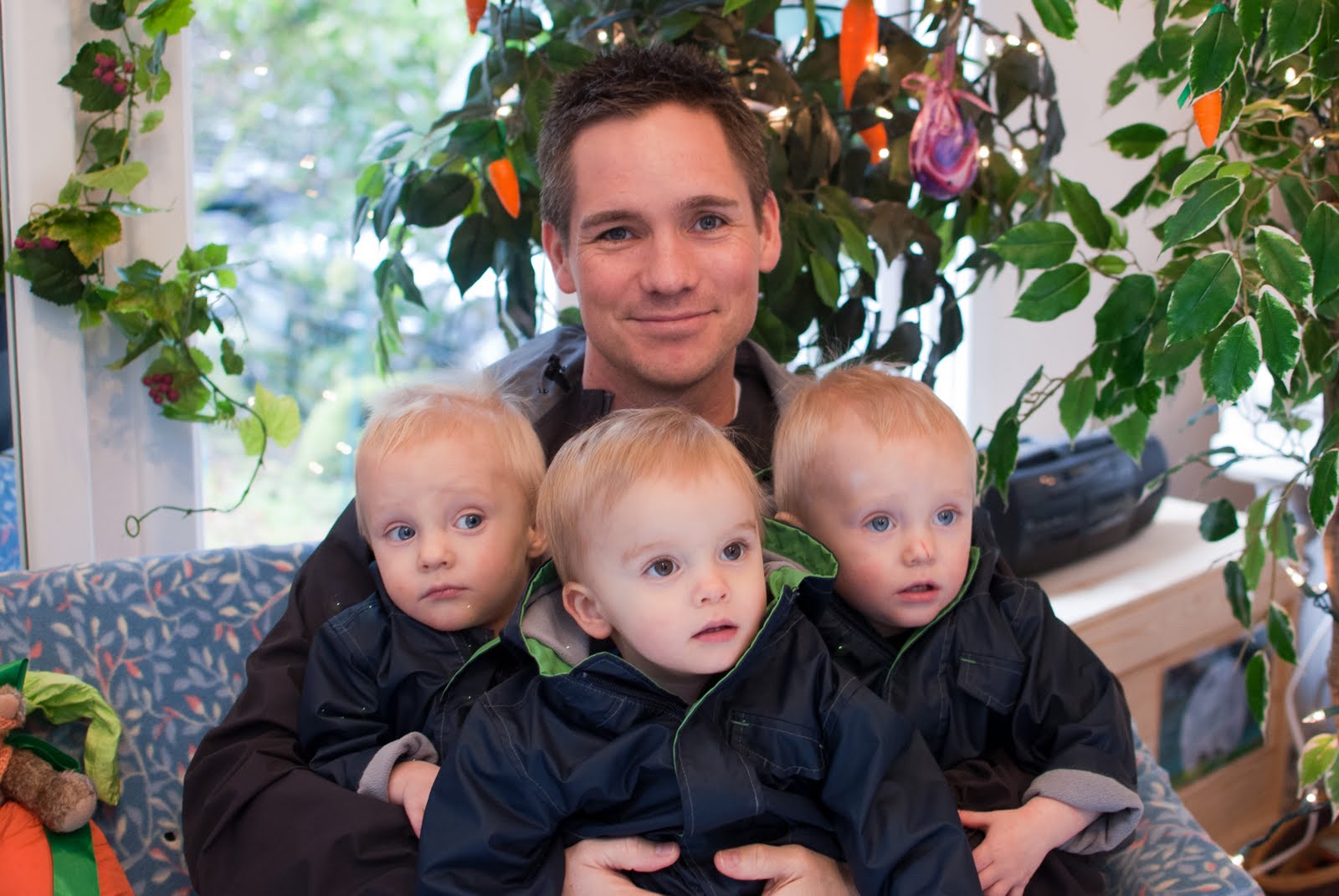 Tubeless in Seattle: Triplets and a Big Sister (Life After IVF)
