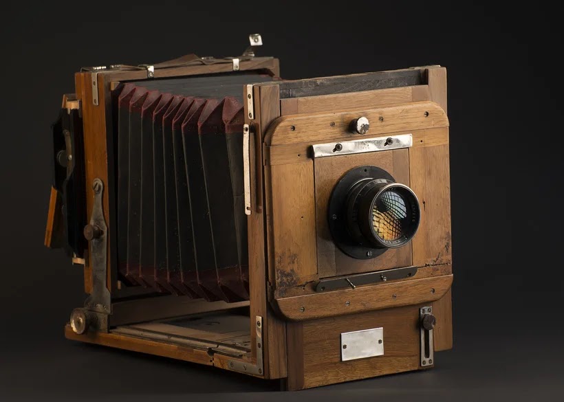 ΛΕΥΤΕΡΙΑ: Η πρώτη σέλφι της Ιστορίας – Από το μακρινό 1839