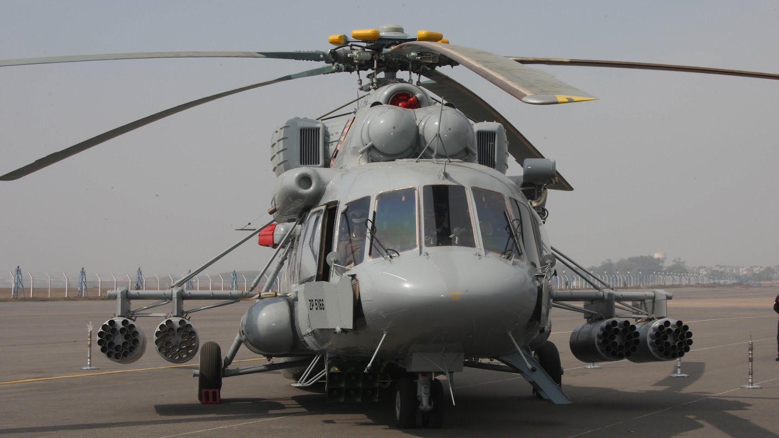 THE INDIAN LEGACY: INDIAN AIRFORCE HUNKING ITS MUSCLES: LATEST HAULER ...