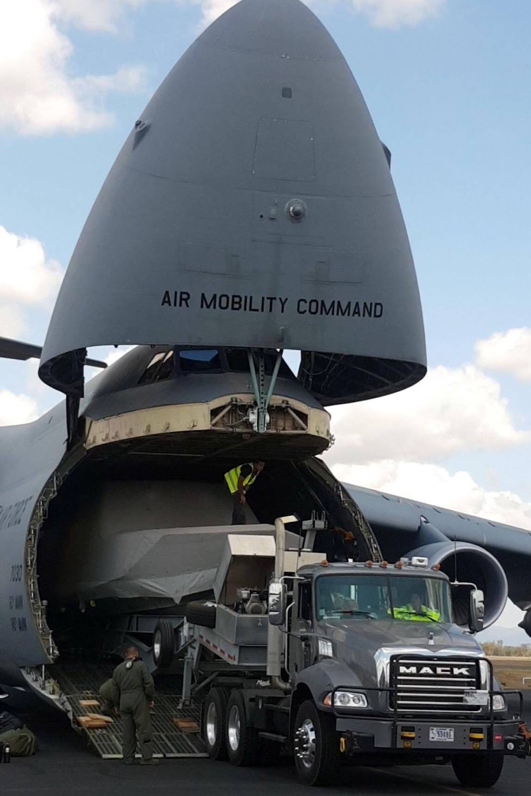 Central Queensland Plane Spotting: More Great Photos of the United ...