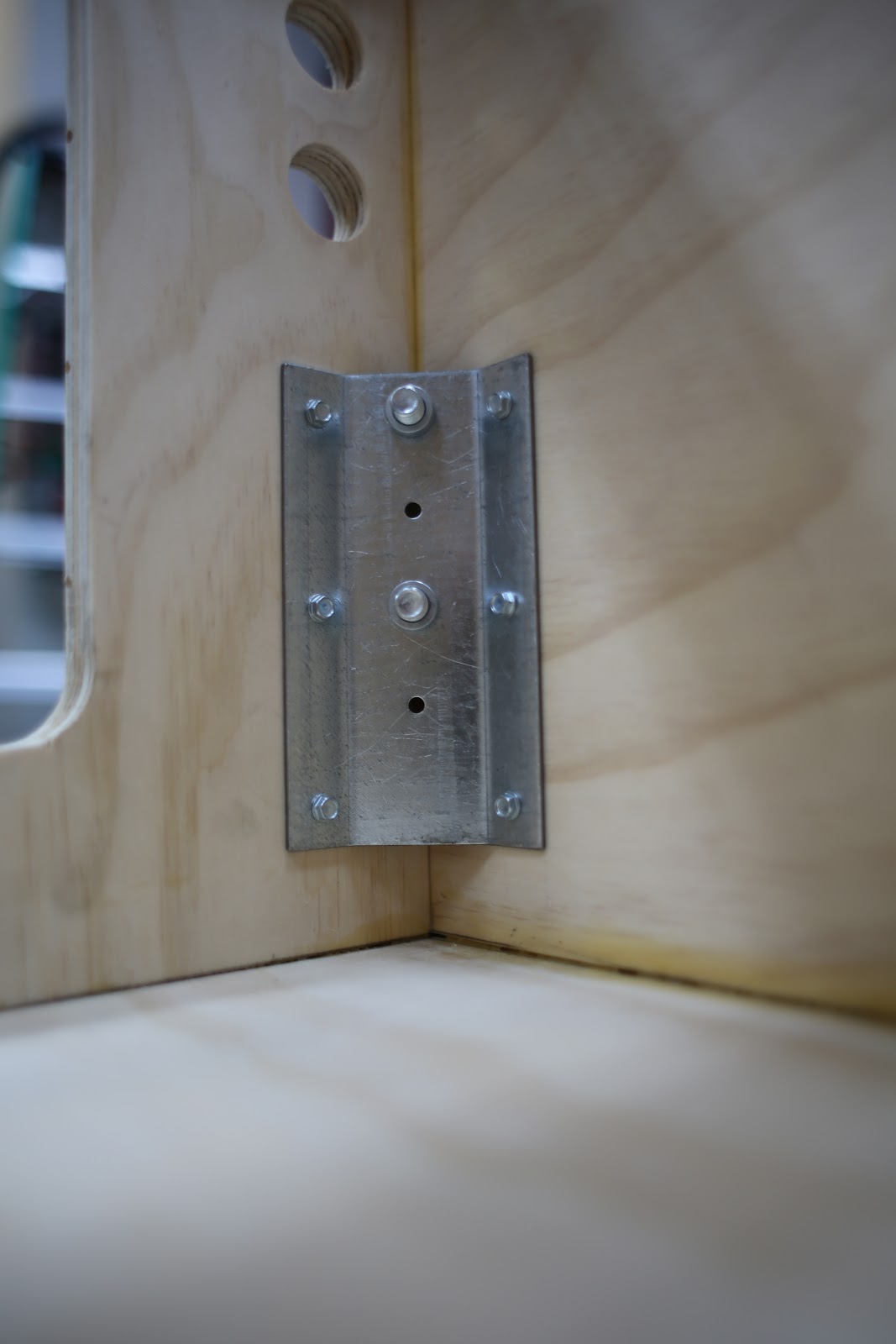 Pinball Chameleon's Guide to DIY Pinball Machine Construction: The ...