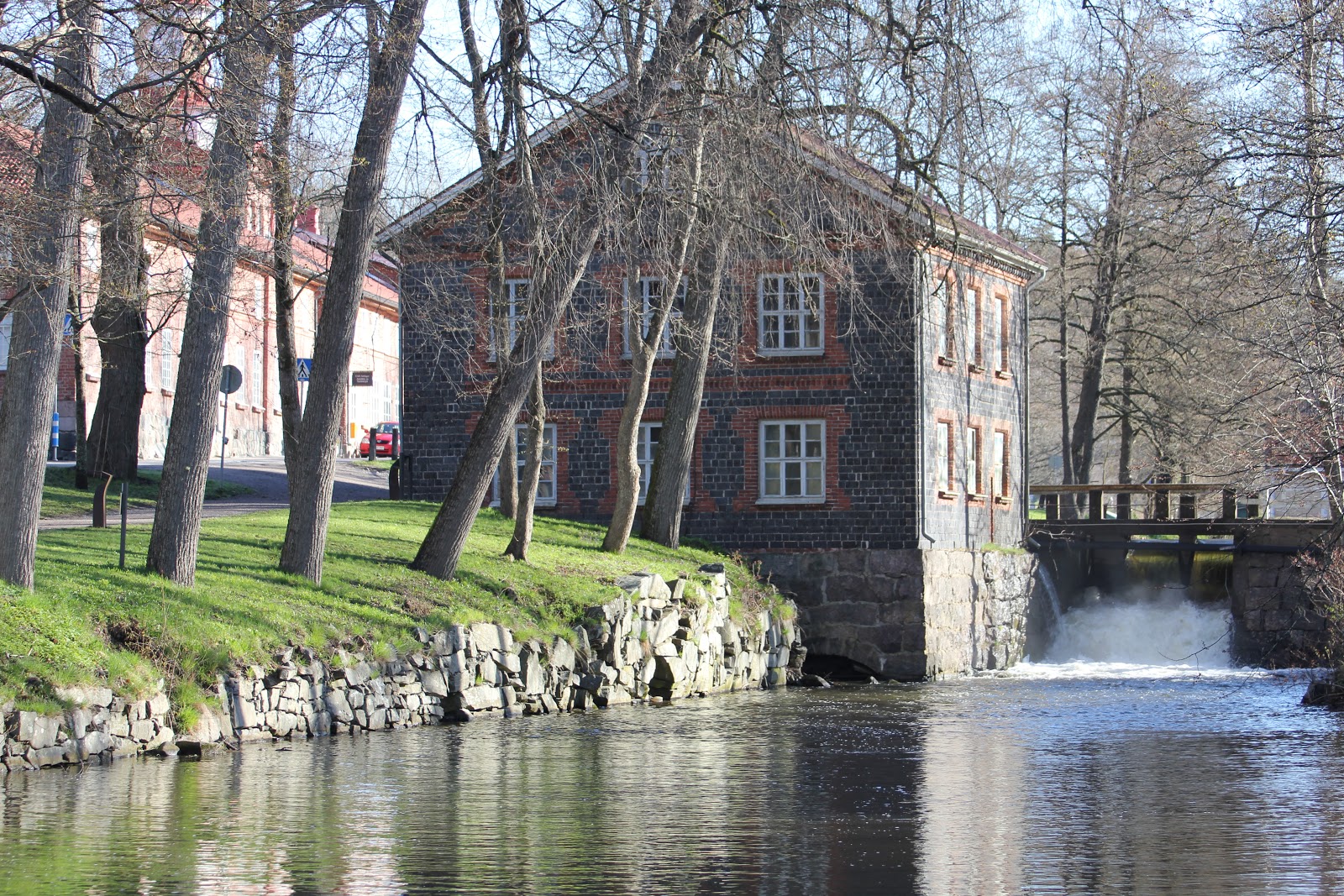 Haaveena hyvä kuva: Fiskars ruukki