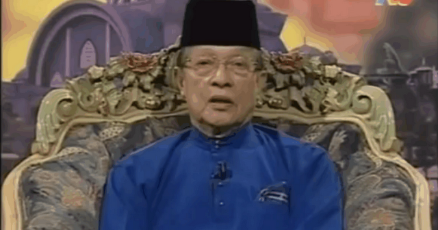 PENYIMPAN MOHOR BESAR RAJA-RAJA MENINGGAL | Gilerahh