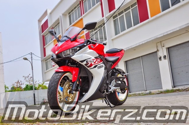 BLUSPIT MOTO BLOG: Modifikasi Yamaha R25 | Gagah dengan Velg Lebar