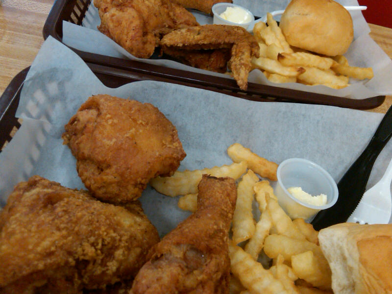 in the life of sharon..: Fried Chicken @ Broaster Chicken