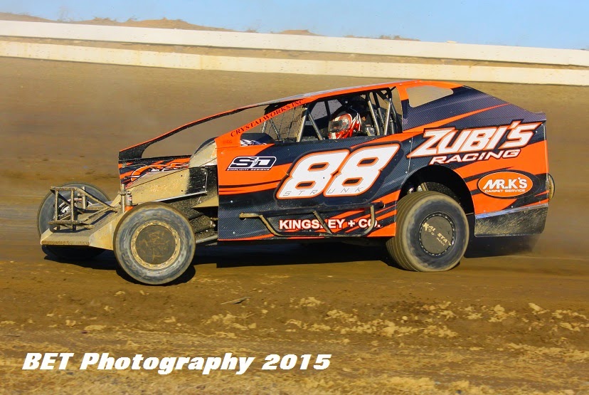 COWPATTY NATION: JEFF STRUNK (Bruce Thomas photo)