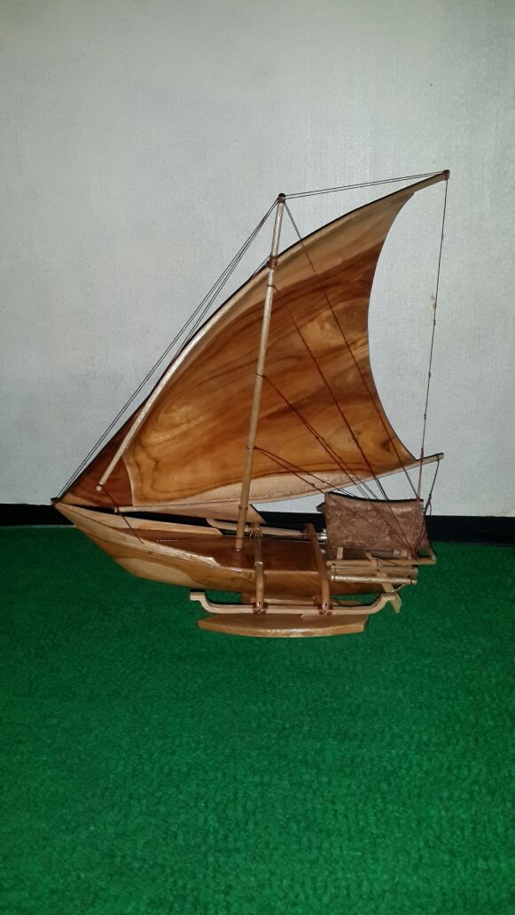 Toko Aksesoris dan Pernak Pernik Bagus: KAPAL TRADISIONAL NELAYAN INDONESIA