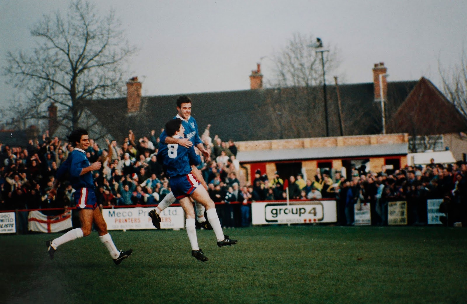 Crawley Town Football Club History: SIX PICTURES: Hayes v Crawley Town ...