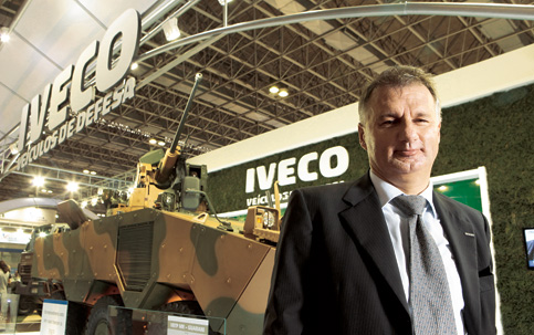 BLOG DO SCHMITZ: VOLTA ÀS ARMAS - GOVERNO VAI INVESTIR R$ 30 BI EM ...