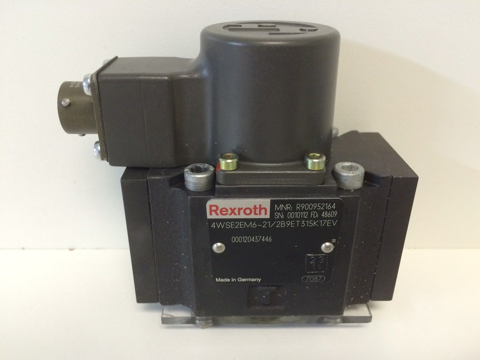 Van tỷ lệ và van servo thủy lực