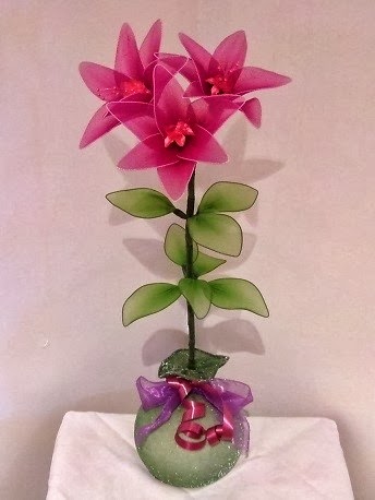 Art-n-Crafts: Stocking net Flowers