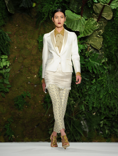 Marilyn New York Blog: Runway to Green: Fashion for a Cause