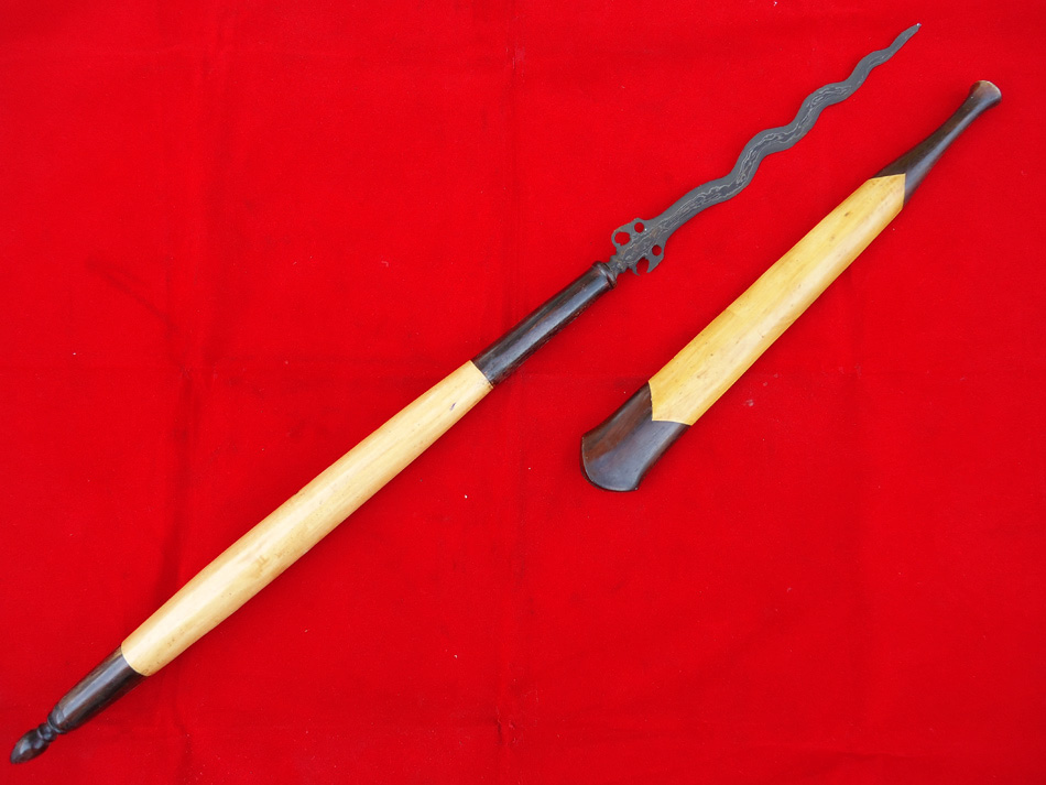 TOMBAK BARU KUPING - KERIS