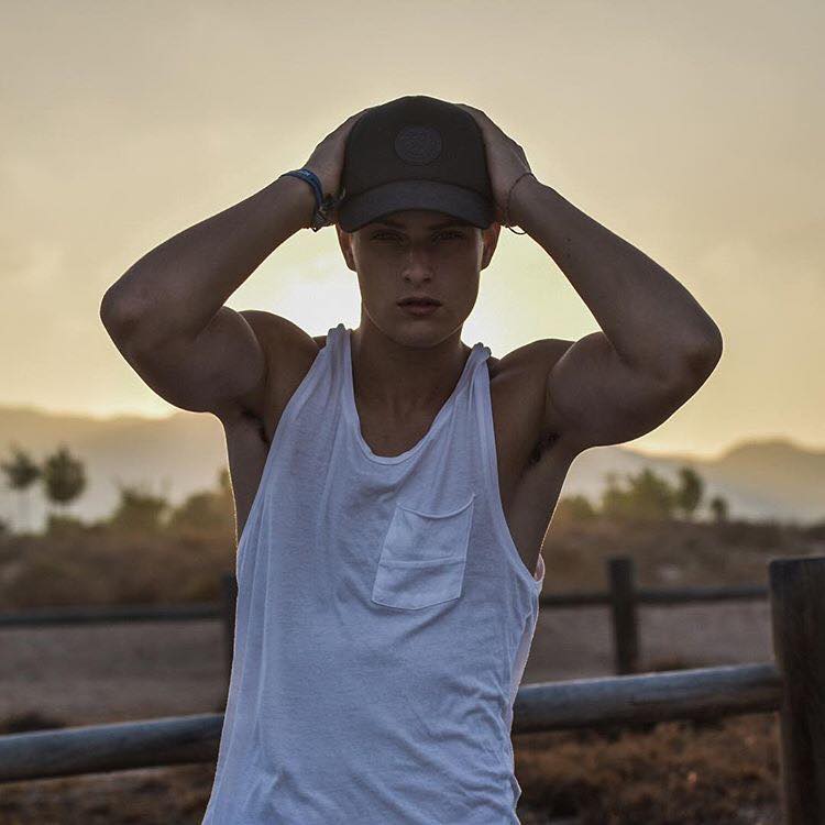 Lovely Boys: Aitor Sáez