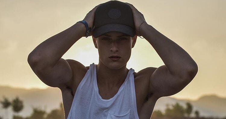 Lovely Boys: Aitor Sáez