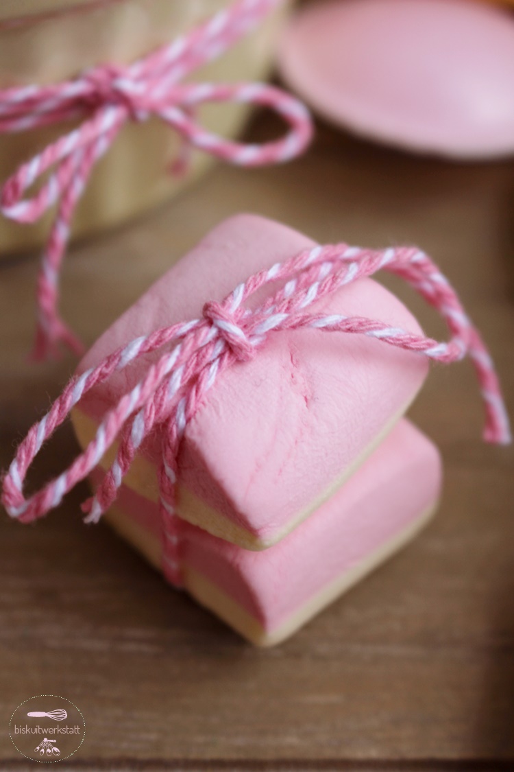 Ein Traum in Pastell: Marshmallow-Macarons* - Biskuitwerkstatt