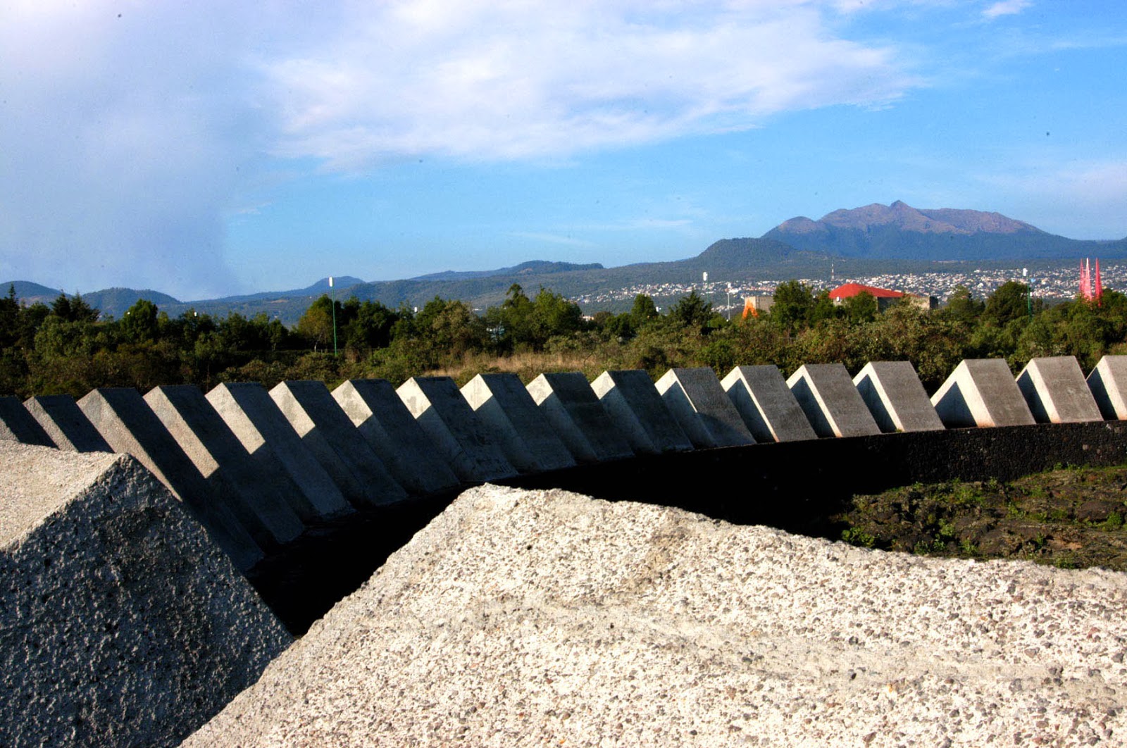 EL ANIMAL SIMBOLICO: STONEHENGE.