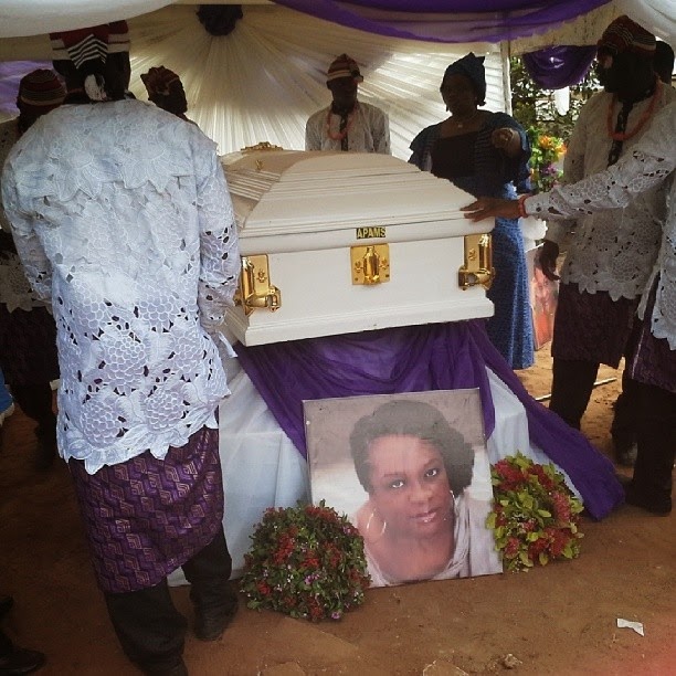 Amaka Igwe's Burial Pictures: Late Nollywood Movie Producer Buried In ...