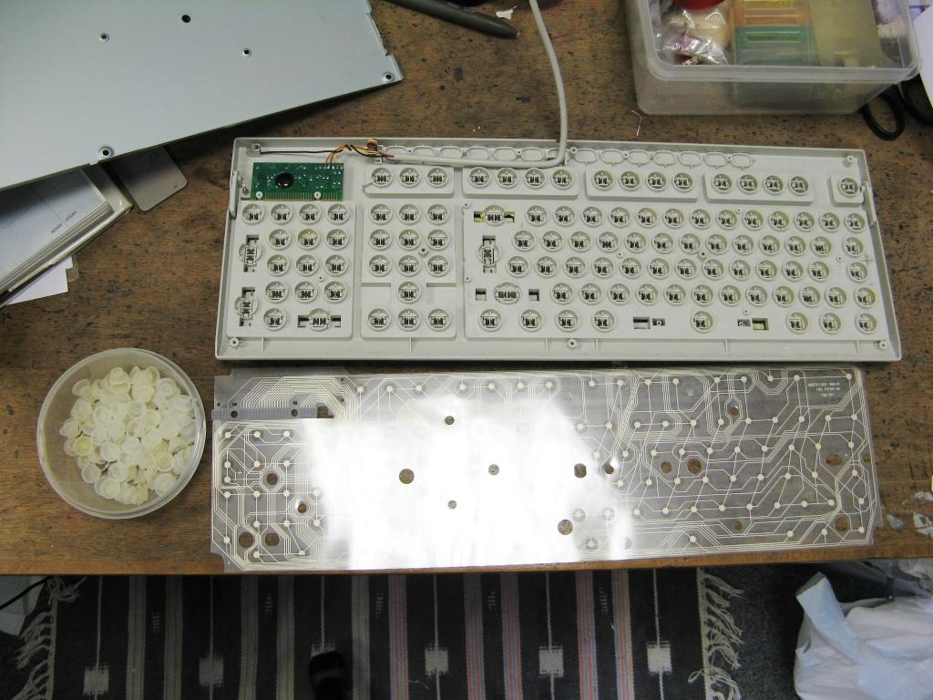Miscellany of Randomness: Inside a computer keyboard