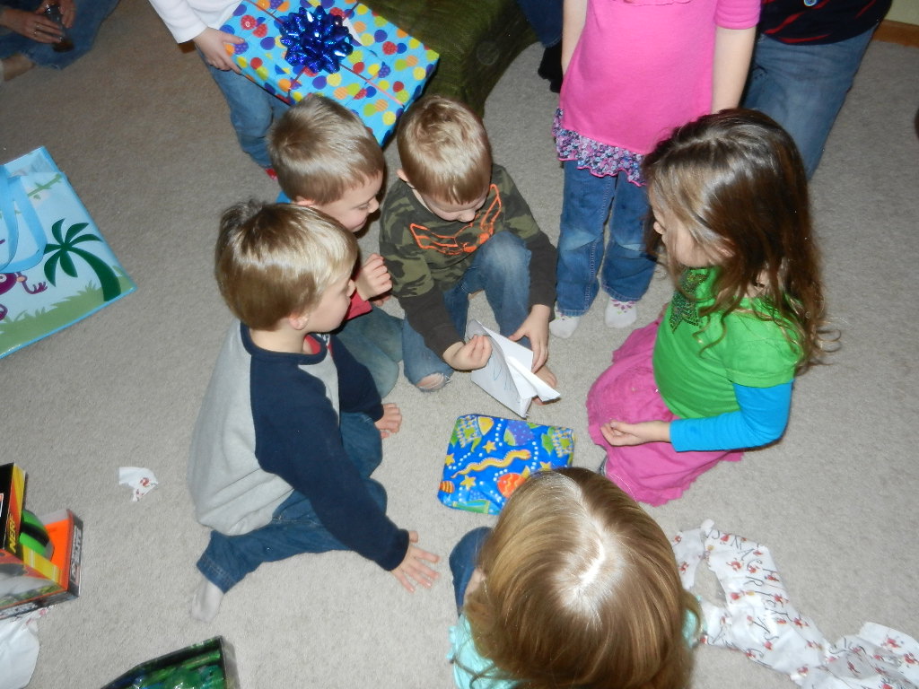 moon & lulus: The Twister Birthday Party