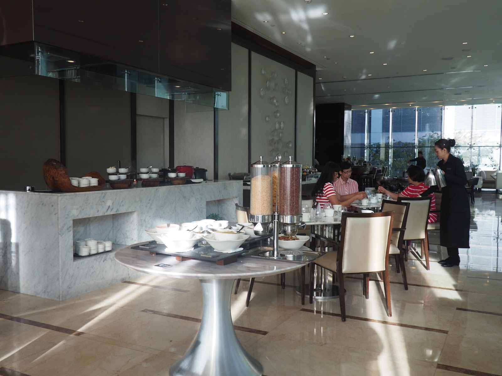 VinaTraveler's Blog: "Ascott BGC Manila", an Amazing Luxury Serviced ...