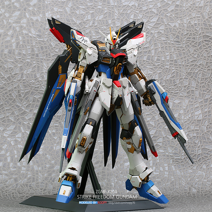 GUNDAM GUY: PG 1/60 Strike Freedom Gundam - Painted Build