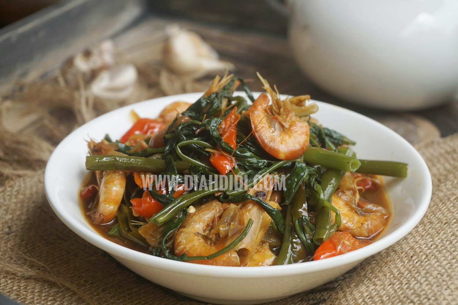 Diah Didi's Kitchen: Kangkung & Udang Bumbu Tauco
