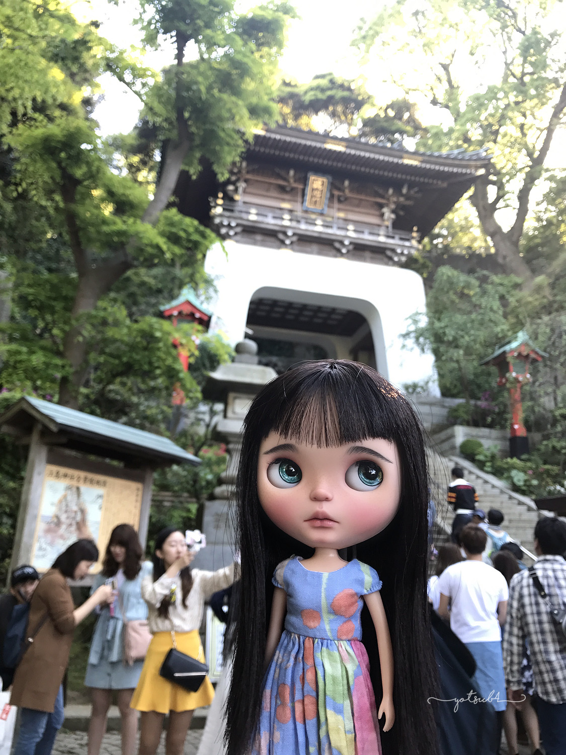 Japan with Cleo #7/10 - Sun, Sea & Snacks on Enoshima