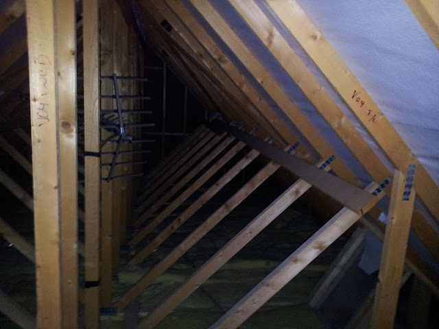 Azbuilders blog: New build house roof carcass - saves installation time ...