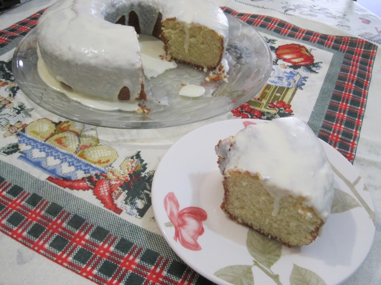 Receitas da Teca: BOLO DE RICOTA E PARMESÃO