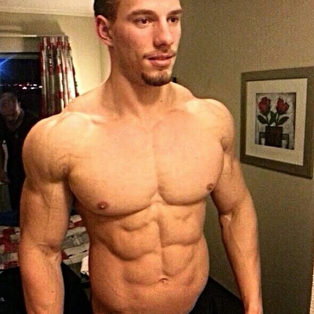 Wayne Lucas - Male Fitness Models | Bodybuilding and Fitness Zone