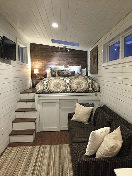 TINY HOUSE TOWN: The Fifth Wheel Tiny House From the Tumbleweed Tiny ...