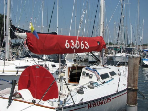 The Sailing Adventures of Bootlegger - A Tripp 47: Other PETERSON ...