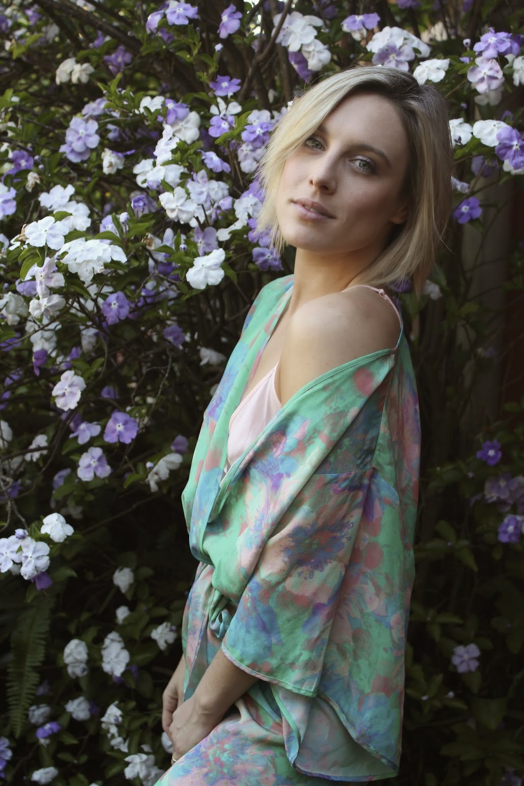 Casey Burgess: NATALIJA DREAMER