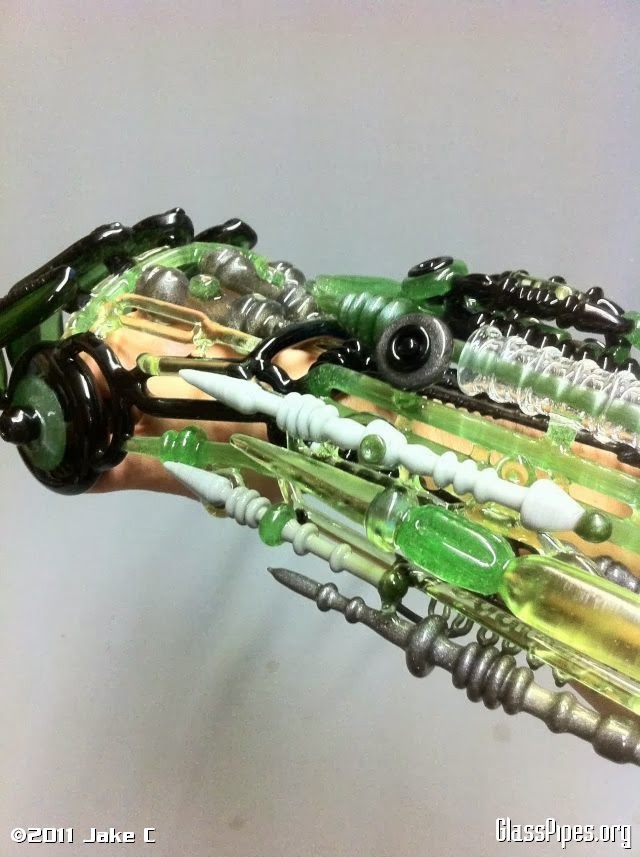Passion for Pot: Fully wearable and functional bionic arm pipe!!!
