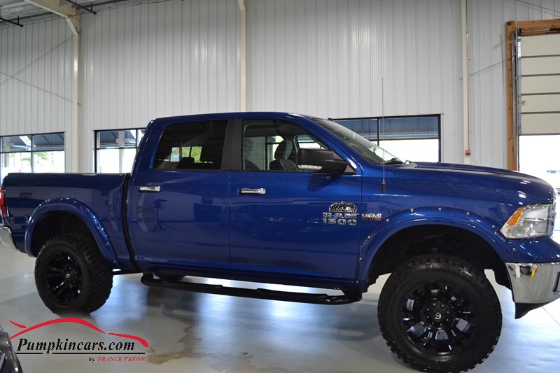 LOOK AT OUR STUNNING BLUE RAM 1500 BIG HORN!!